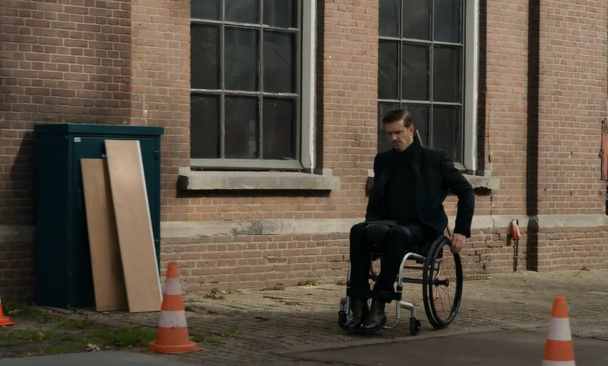 Kan verlamde Stefano Sanders weer staan? Maandtrailer van GTST laat ...