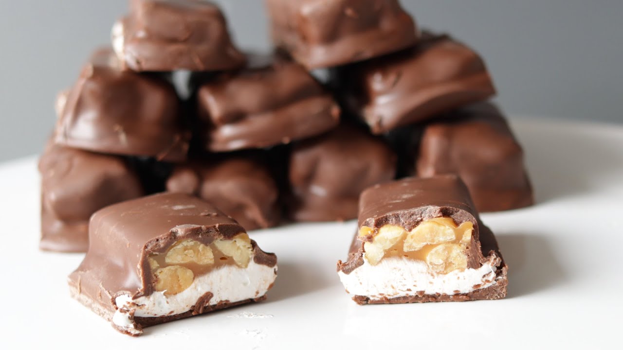 Homemade Snickers recipe | I can't stop eating these! Better than Snickers