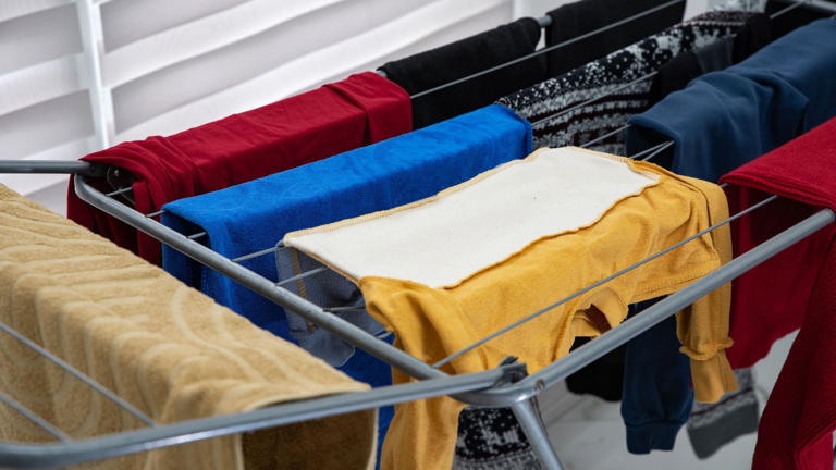 El truco infalible que usan los japoneses para secar la ropa en los ...
