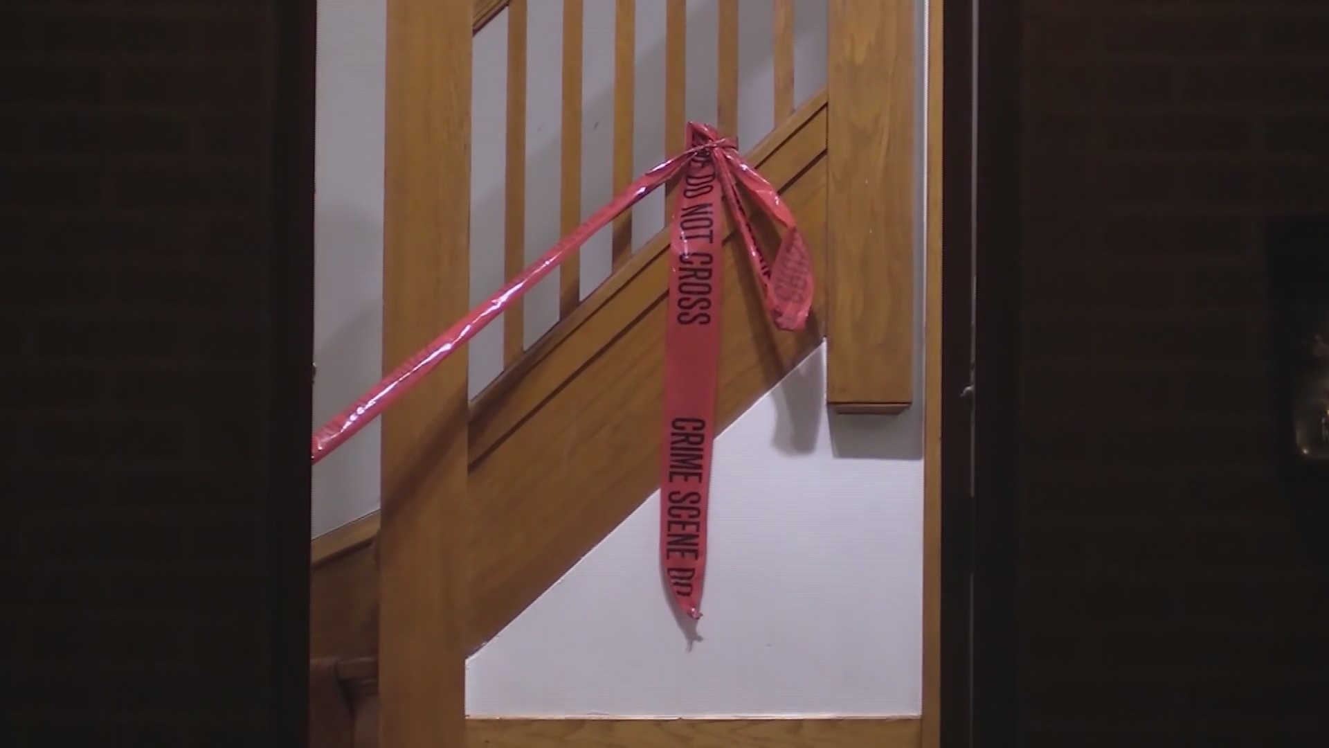 Chicago police seeking suspect after 25-year-old man shot multiple ...