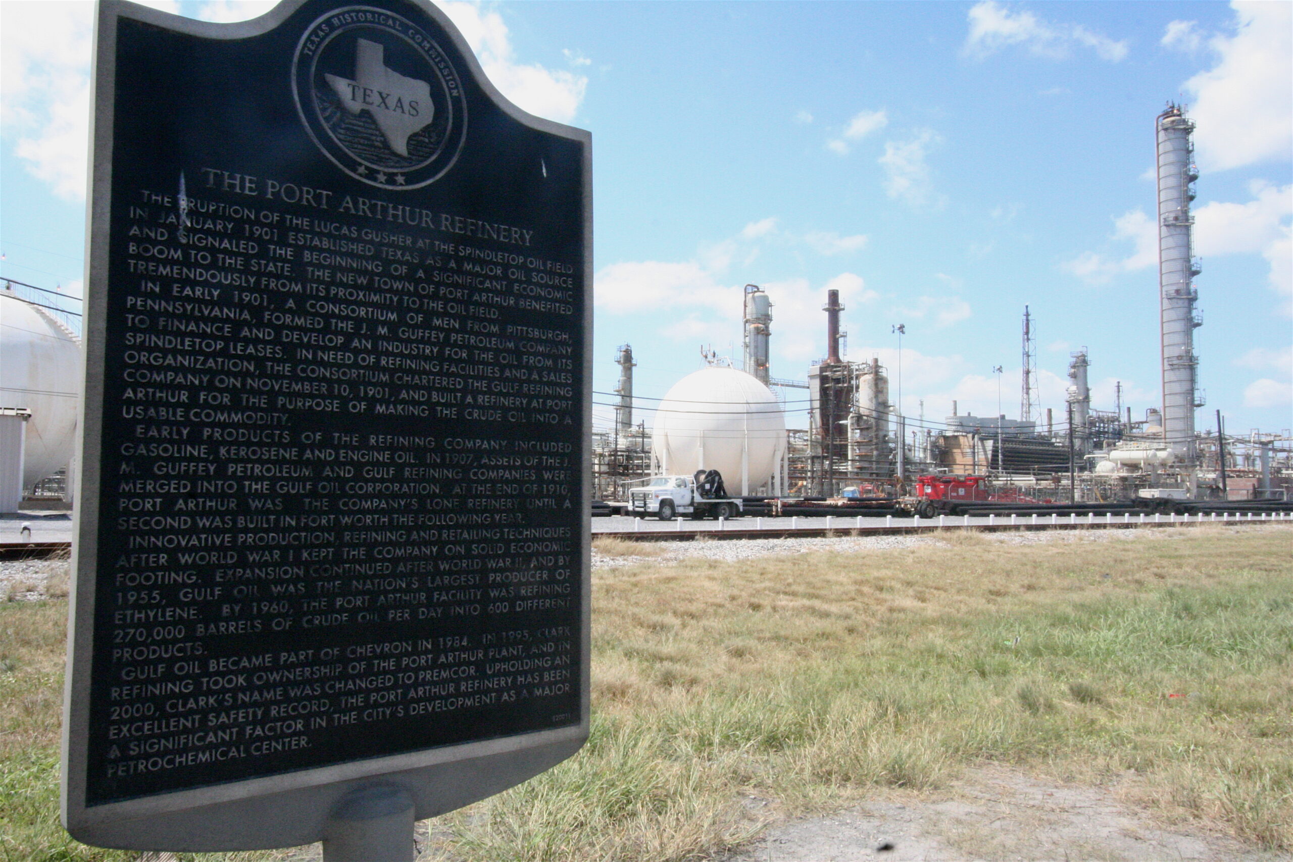 Massive fire erupts at Texas oil refinery, residents urged to shelter ...