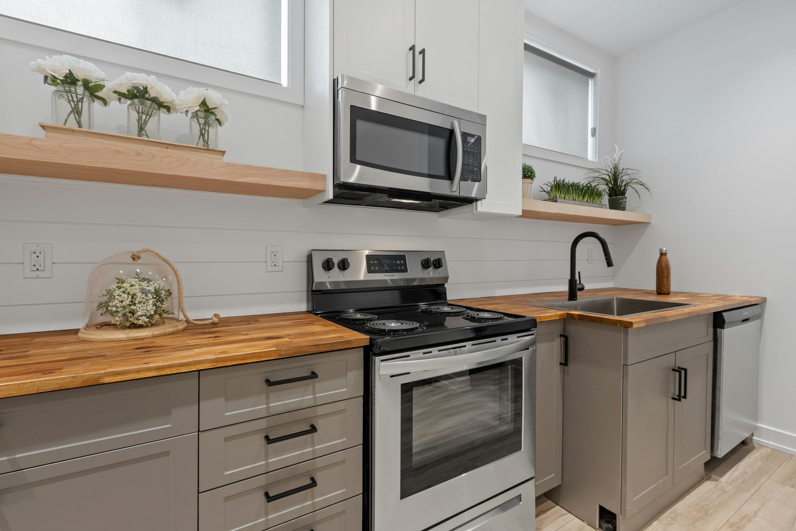 9 things you might forget to check before leaving home