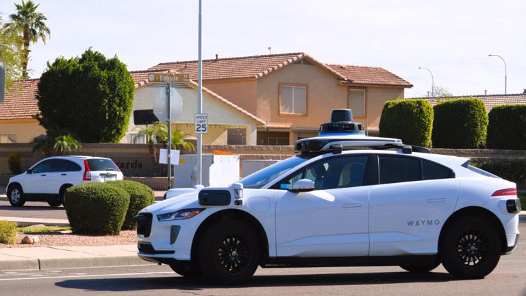 Waymo recalls robotaxis over construction zones issue