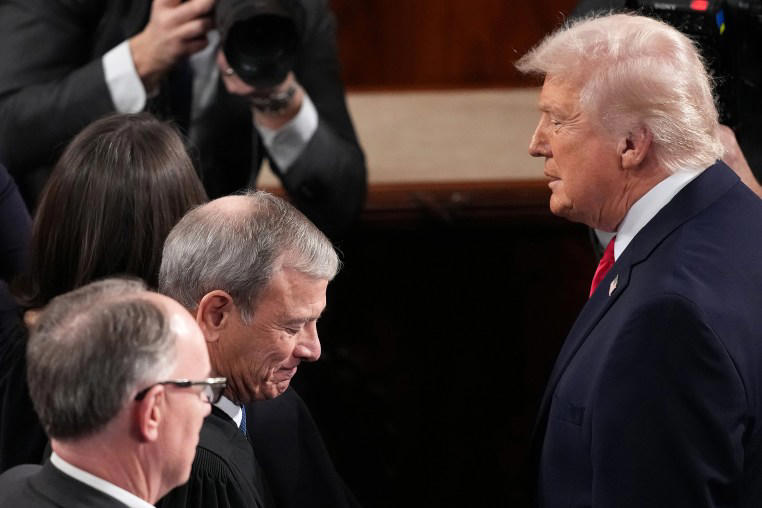Trump blows off John Roberts’ concerns, ups the ante in offensive ...