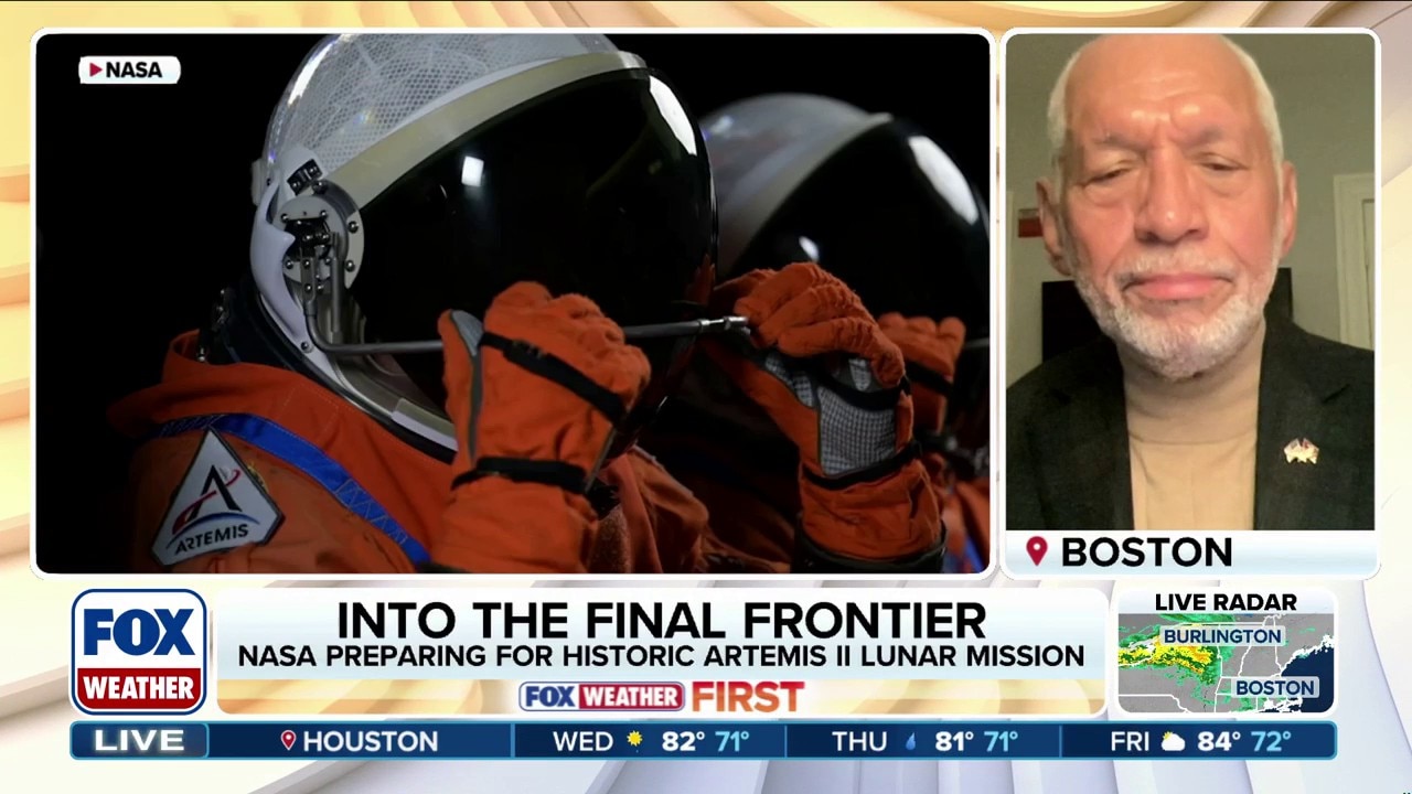Former NASA administrator, astronaut talks about Artemis II's upcoming ...