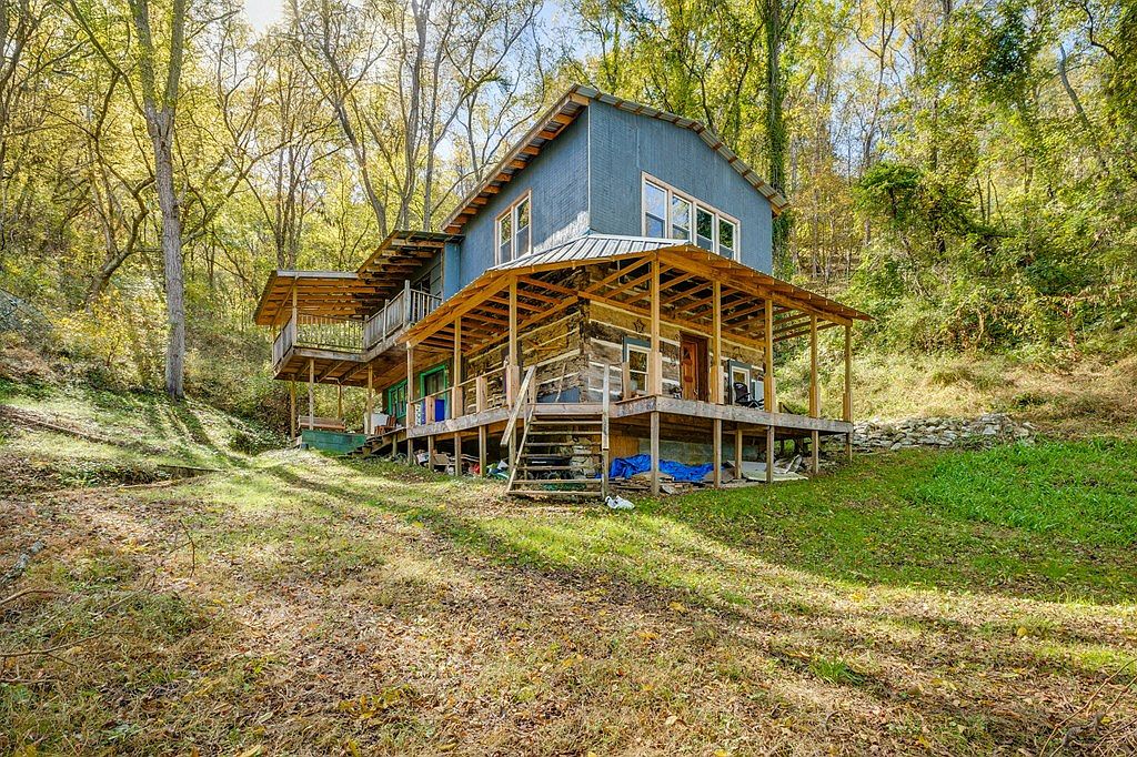 Escape to a 1902 cabin-style retreat in Lebanon, Virginia, nestled on ...