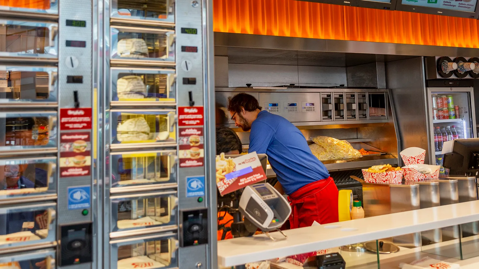 California’s $20 fast-food wage for large chains is still reshaping the ...