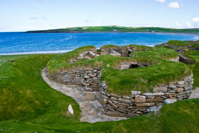 Do you know where these famous British landmarks are?