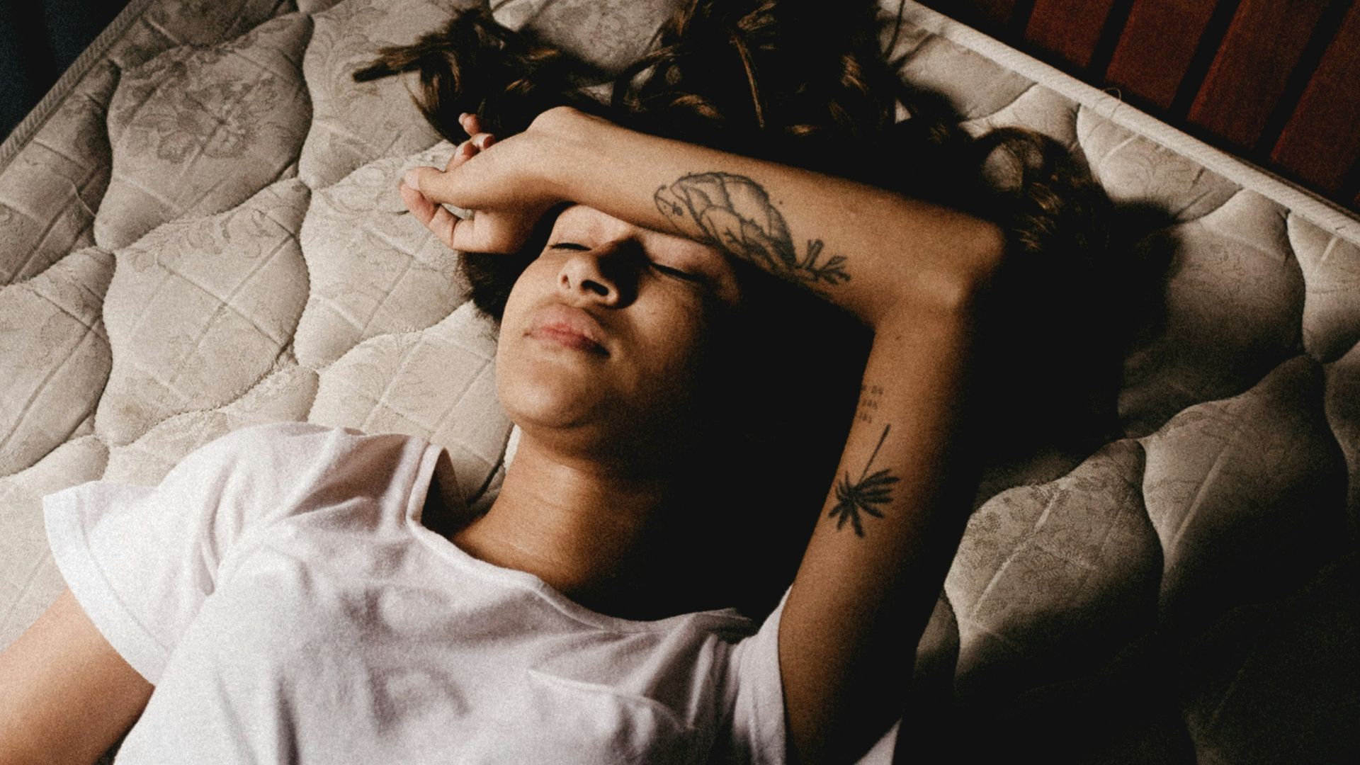 10 symptoms of carbon monoxide poisoning & 10 signs to spot a leak at home