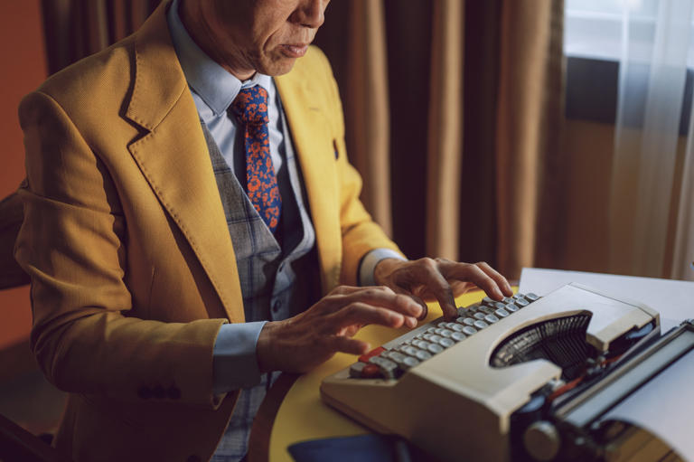 A Cornell instructor is using a creative old school method to combat AI ...
