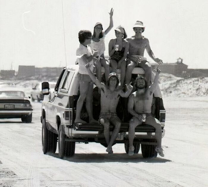 30 vintage photos proving people knew how to have fun during spring break