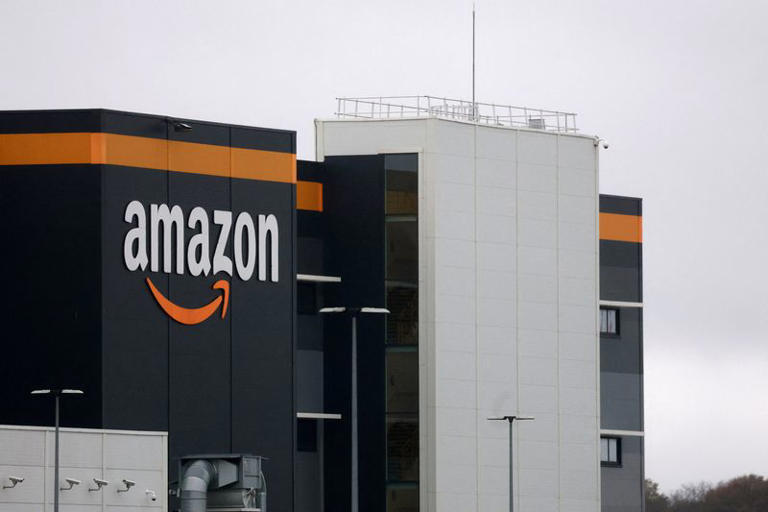 Amazon in talks to buy $9 billion satellite group Globalstar, FT reports