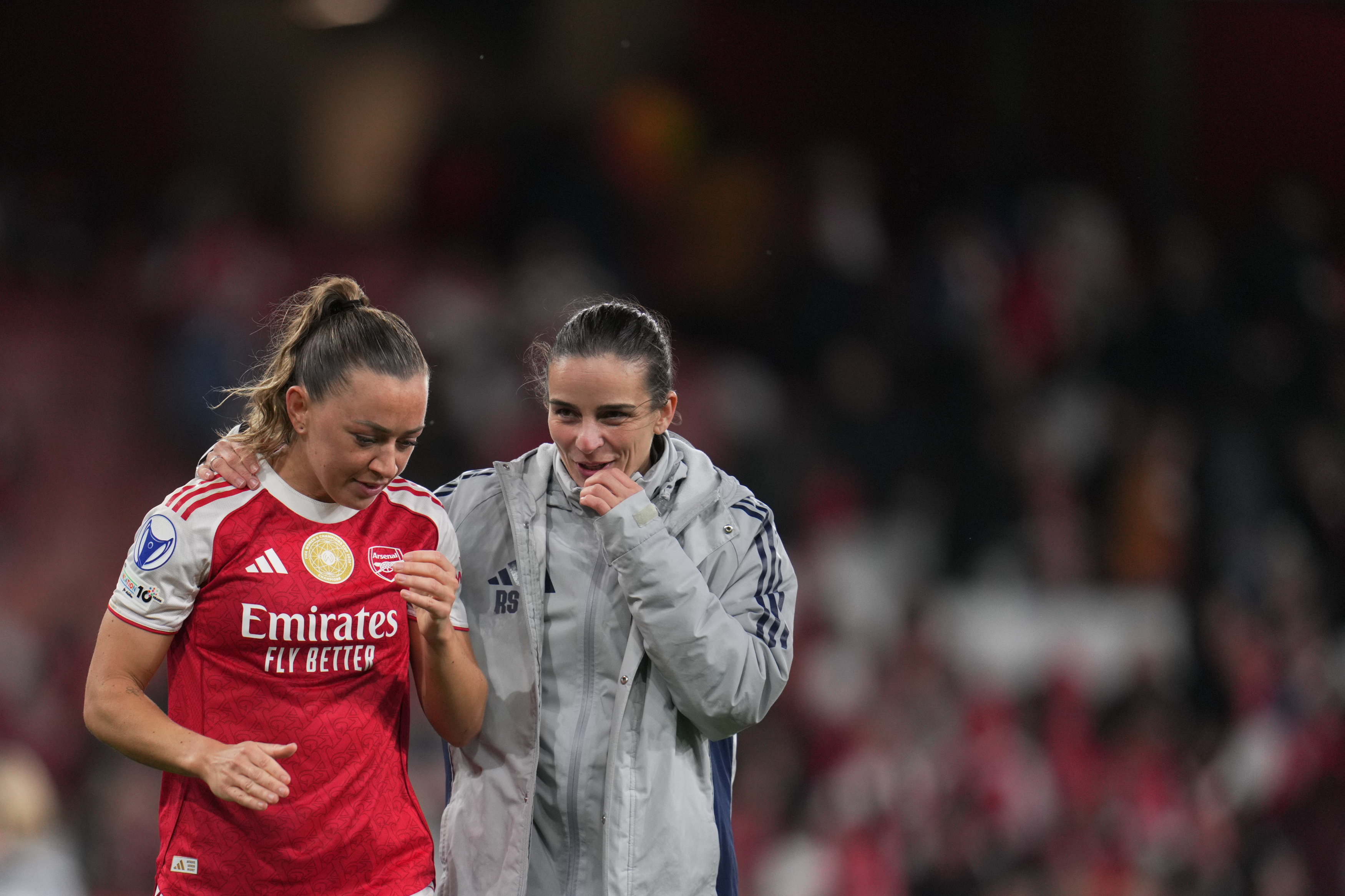 Slegers met Arsenal opnieuw naar halve finale CL