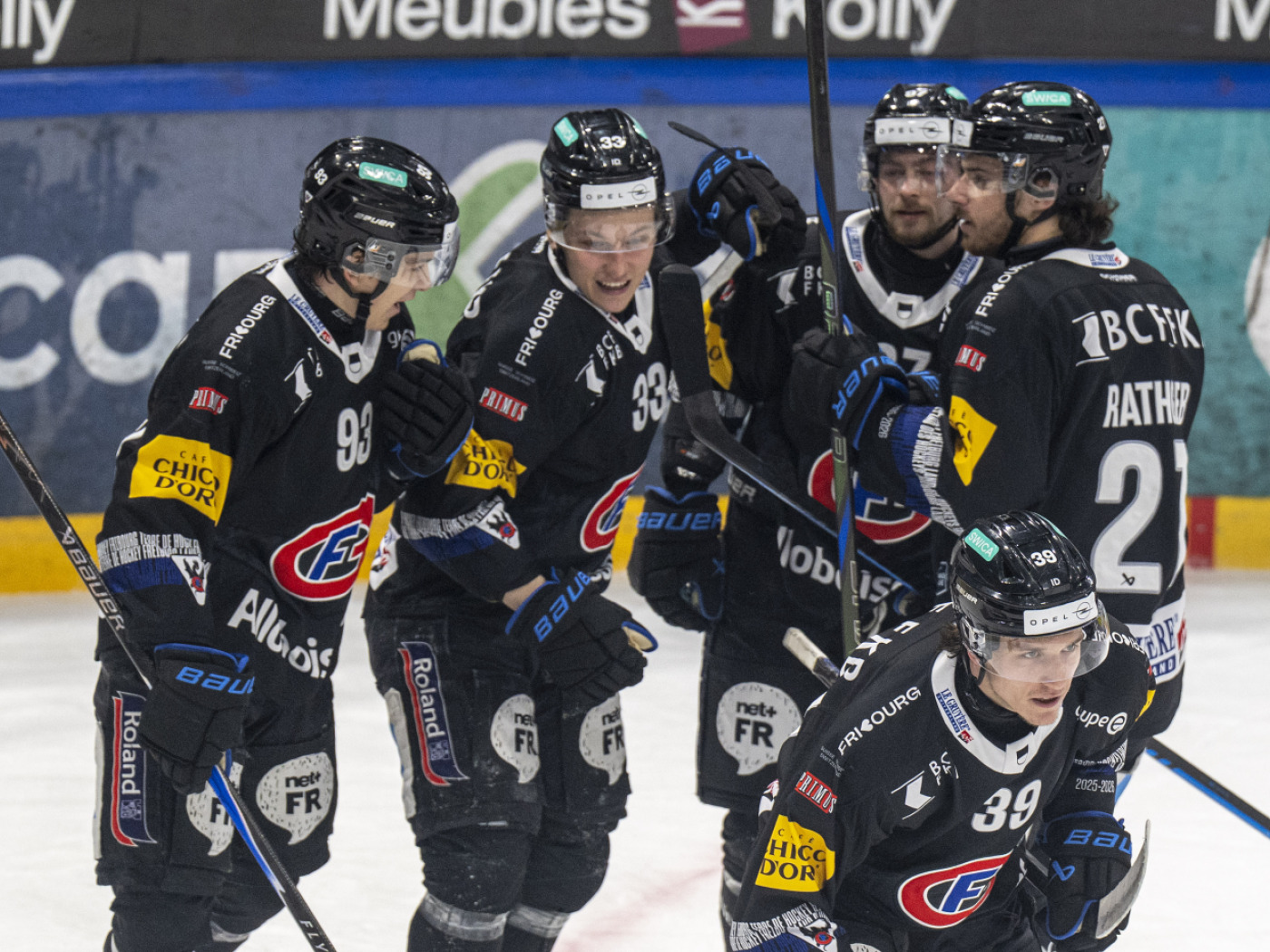 Jecker schiesst Fribourg in die Halbfinals