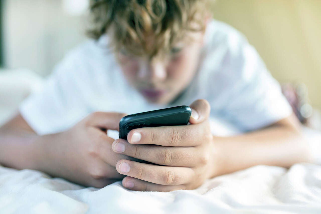 Group identifies harmful social media use trends among teens