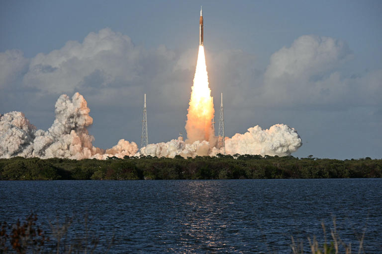 How long will it take Artemis II to get to the moon? Here's a timeline