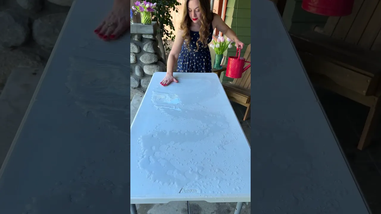 How to keep a tablecloth from moving! 🌸💪 #tablecloth #hosting #alfresco ...