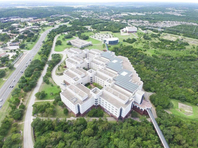 Former 3M site in Austin sold to company tied to Stargate venture