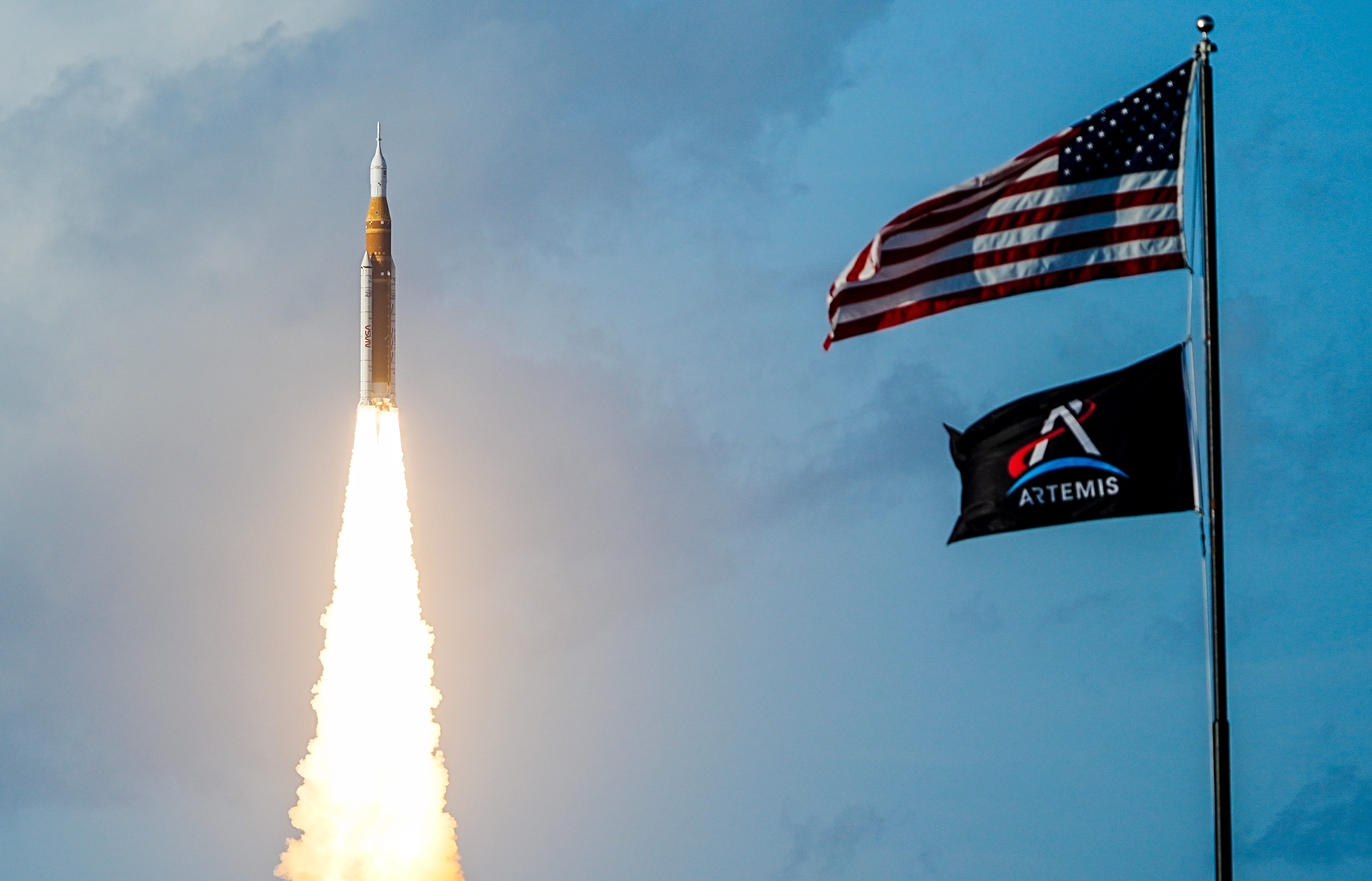 Where is Artemis II now? Track NASA astronauts' mission to the moon