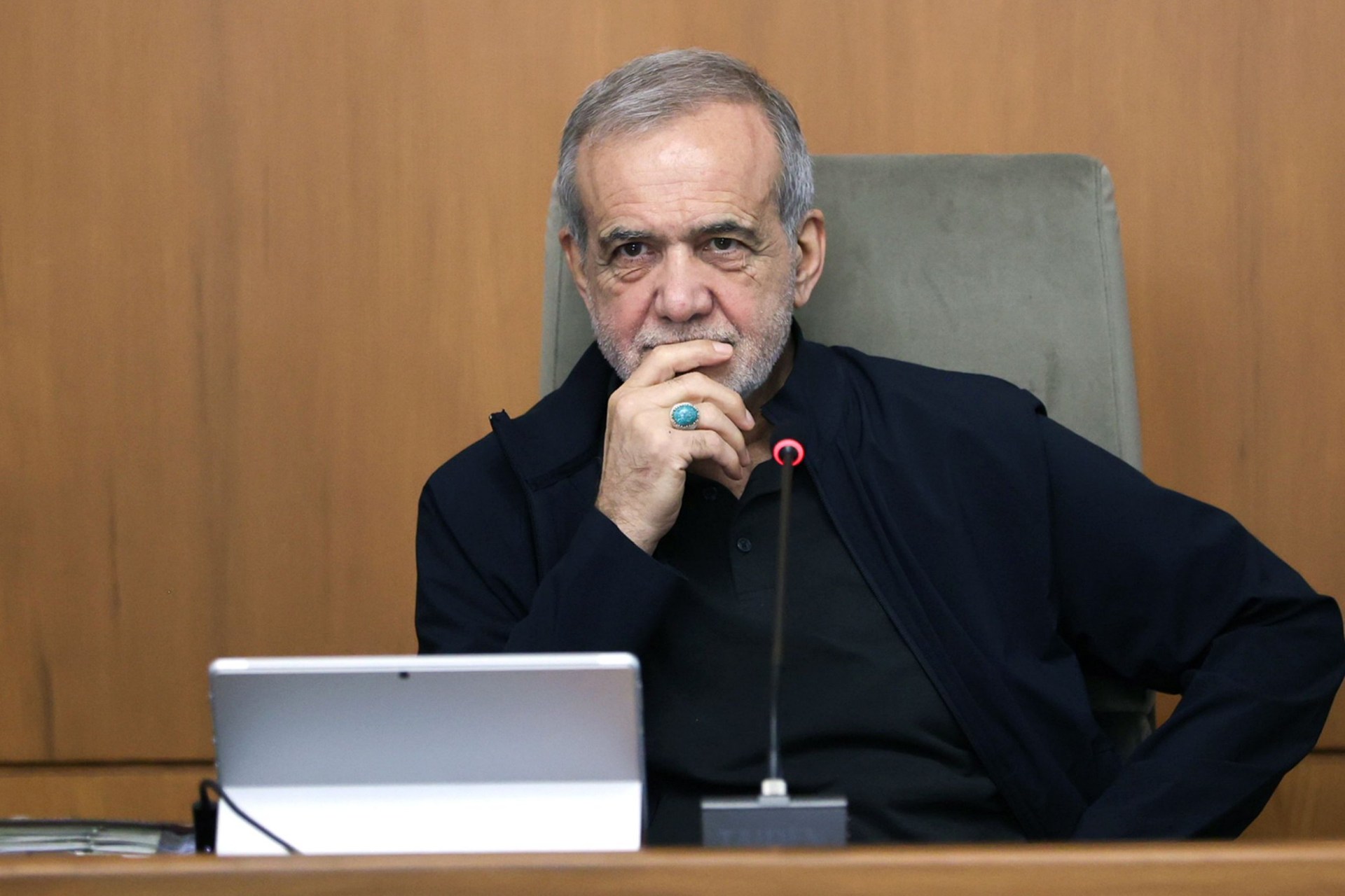 Iranian president writes open letter to US asking 'is Trump putting ...