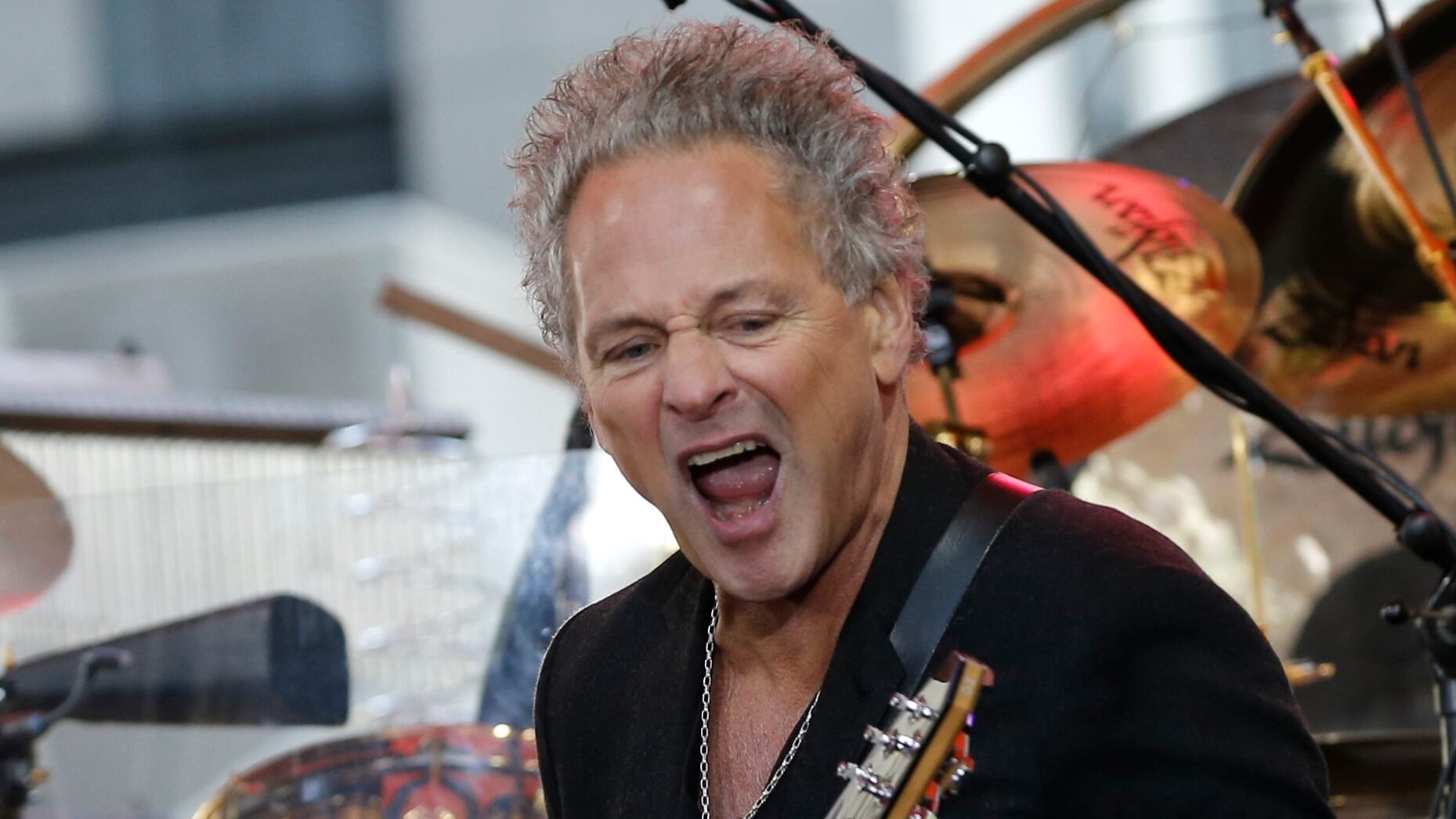Ex-Fleetwood Mac frontman attacked by suspected stalker