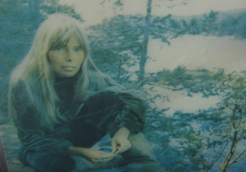 12 country and folk albums that prove Canada does roots music best
