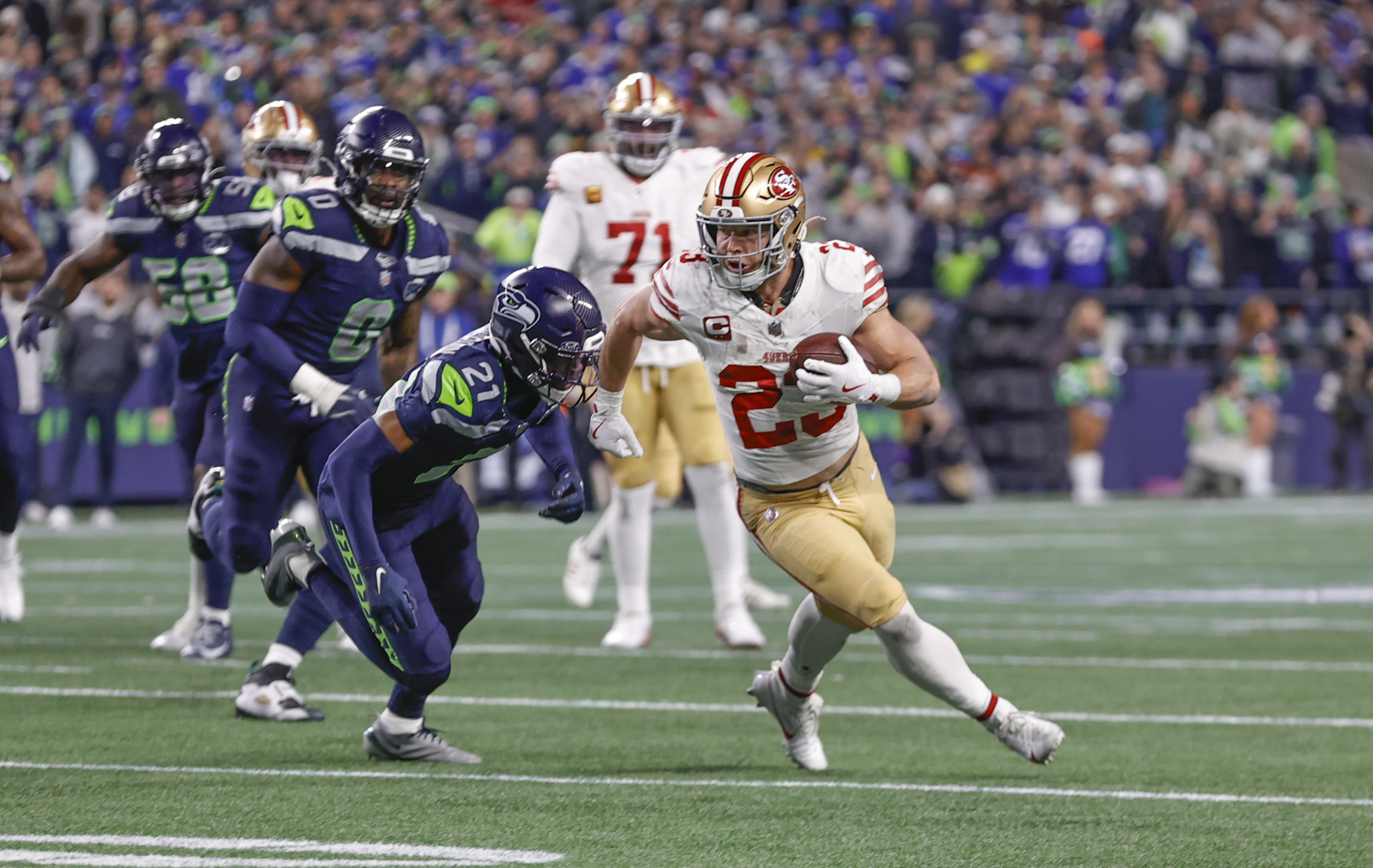 What are the 49ers looking for in a CMC complement?