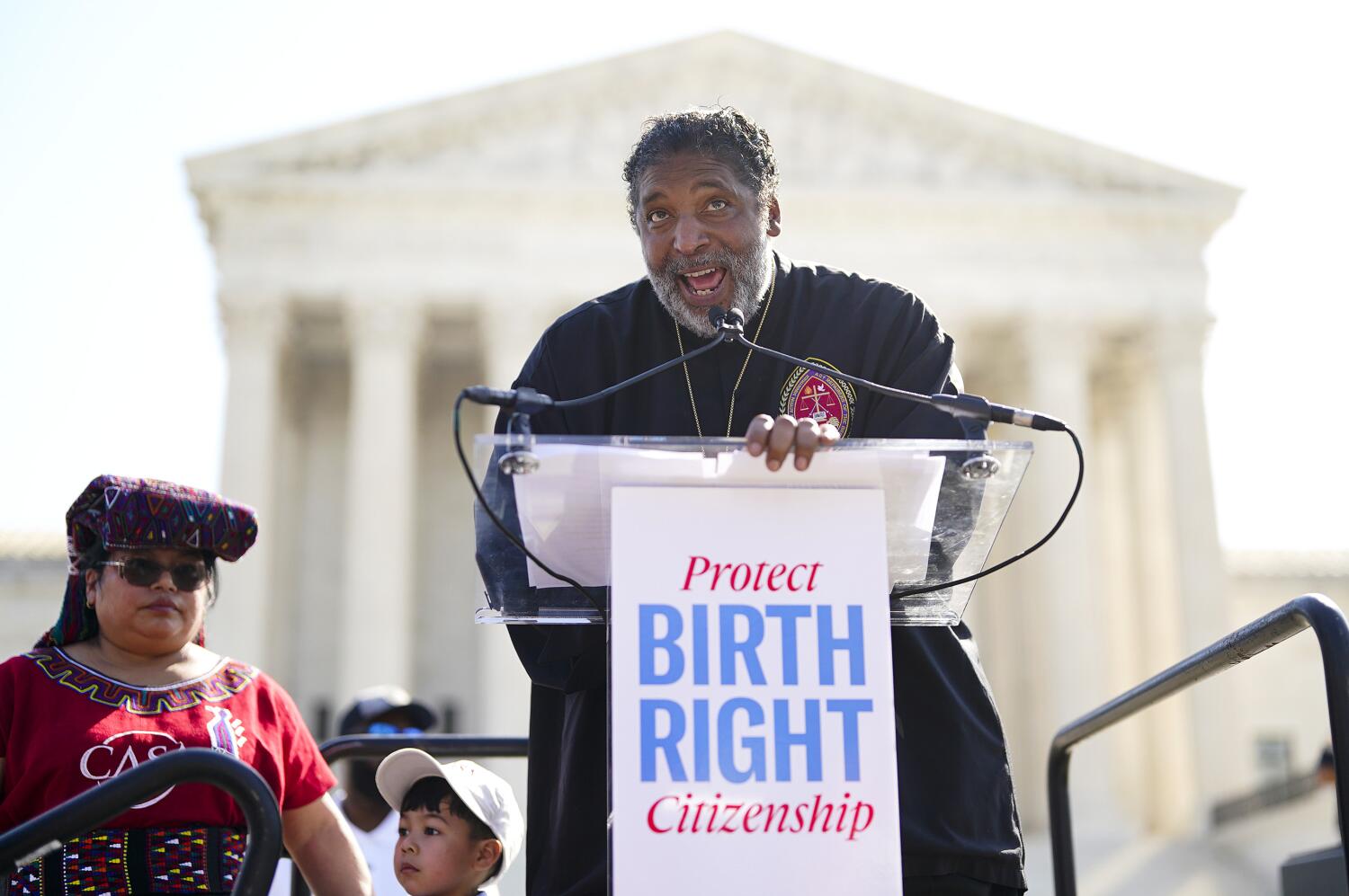 Hundreds rally outside Supreme Court to defend birthright citizenship ...