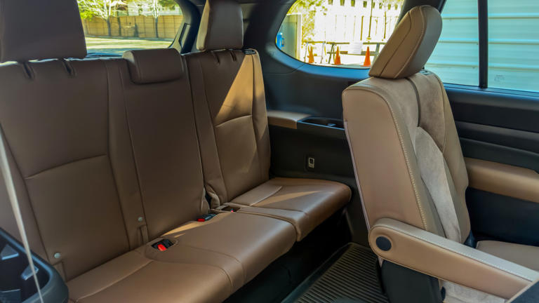 I drove the 2026 Toyota Grand Highlander Hybrid: The only thing lacking ...