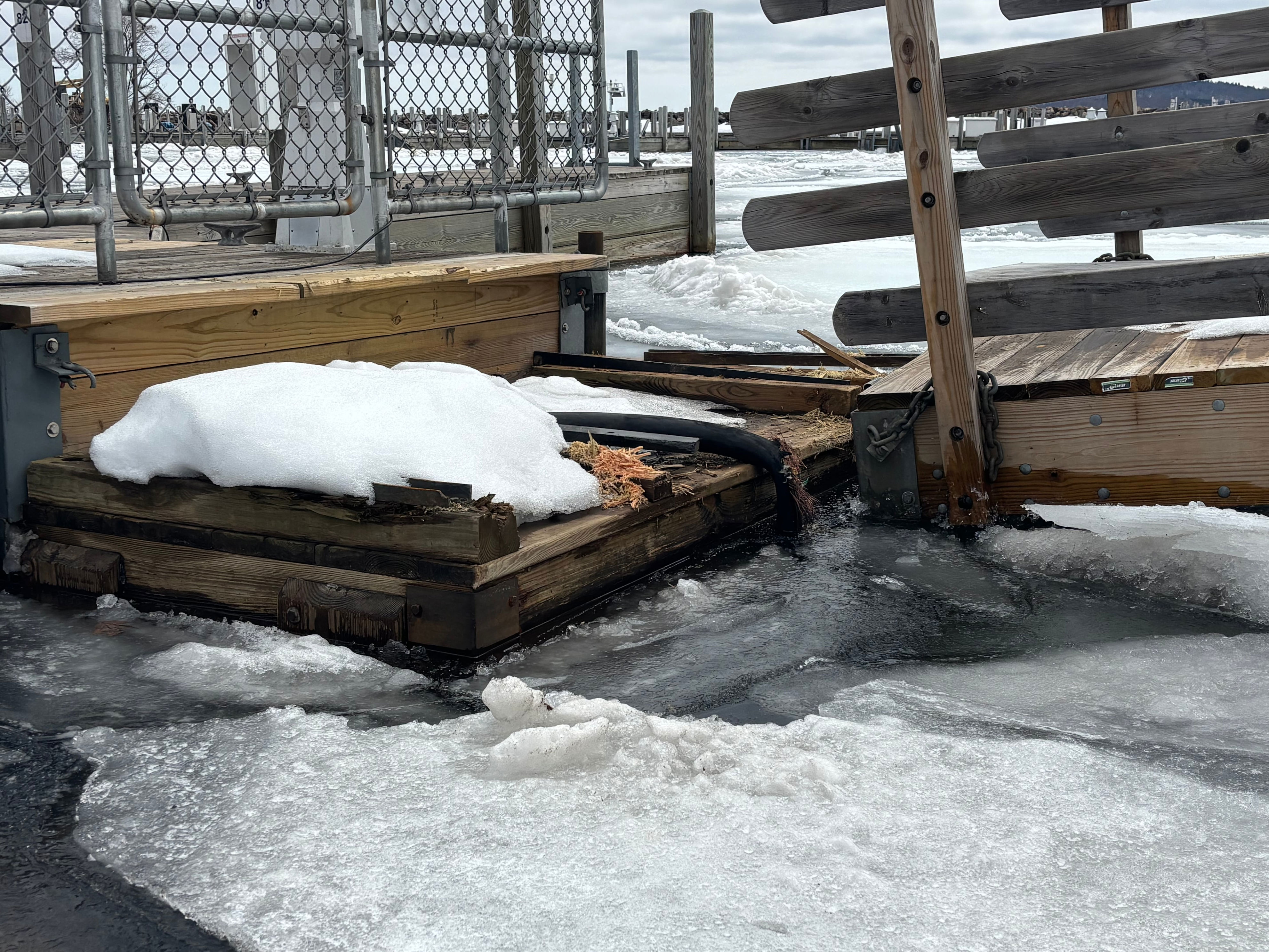 Marquette’s Cinder Pond Marina receives DNR grant to replace piers