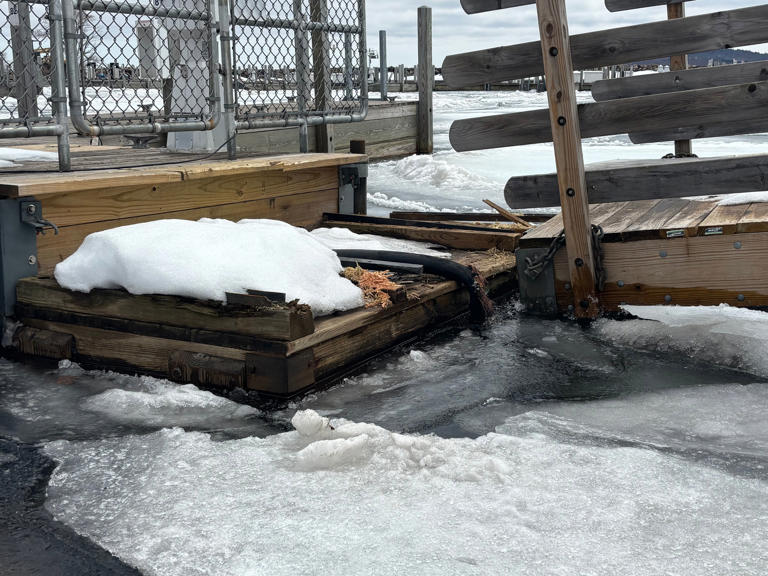 Update: All piers to be replaced at Marquette’s Cinder Pond Marina