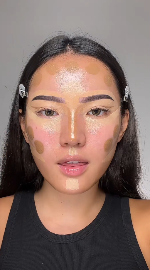 This simple trick instantly improves your makeup