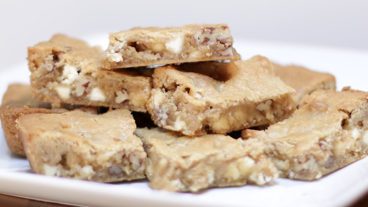 How to make blondies | Easy homemade blonde brownies recipe