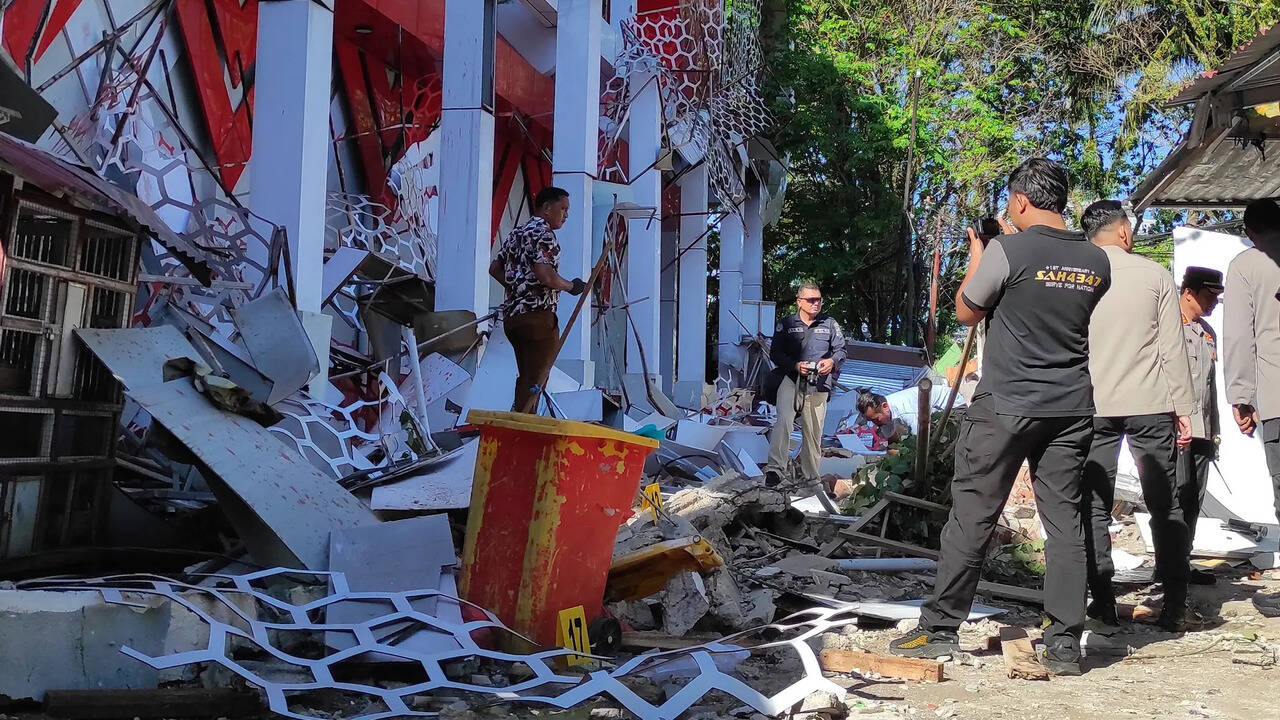 Indonesia earthquake triggers tsunami, claims one life and damages ...