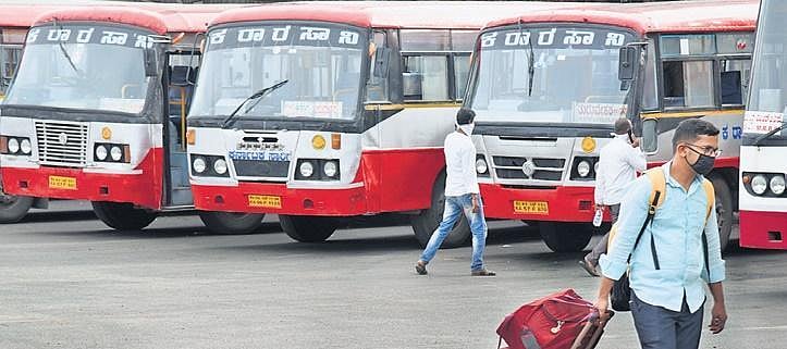 Two-year-old killed as bus ploughs into crowd at Karnataka's Haveri bus ...