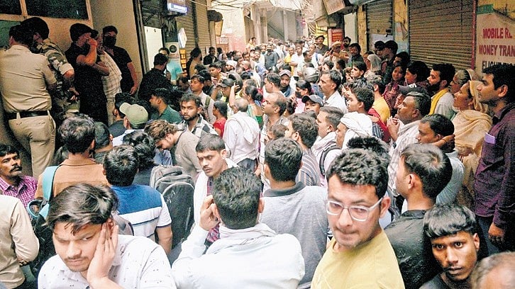 Illegal LPG refilling racket busted in Delhi's Dabri; one arrested