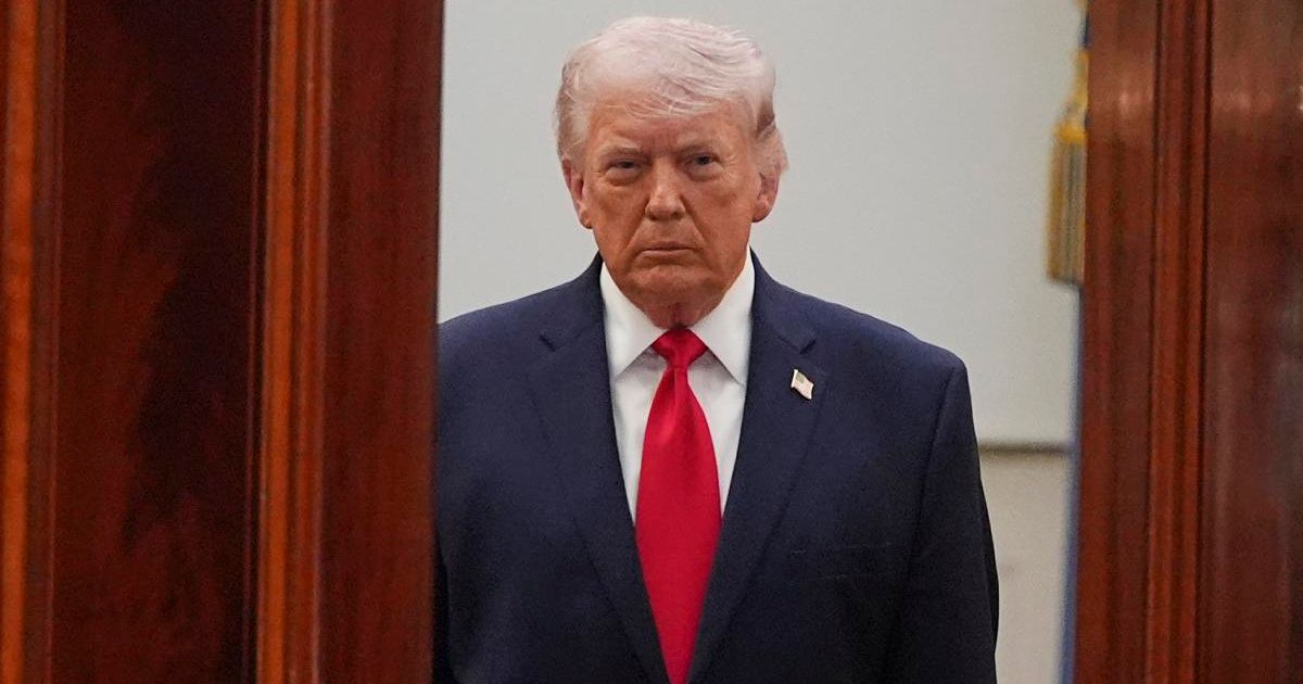 Trump warns US will hit Iran 'extremely hard,' send it 'back to stone ...