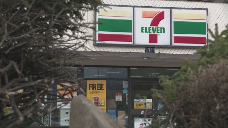 'The world is not safe': 7-Eleven clerk says man posing as ICE officer ...