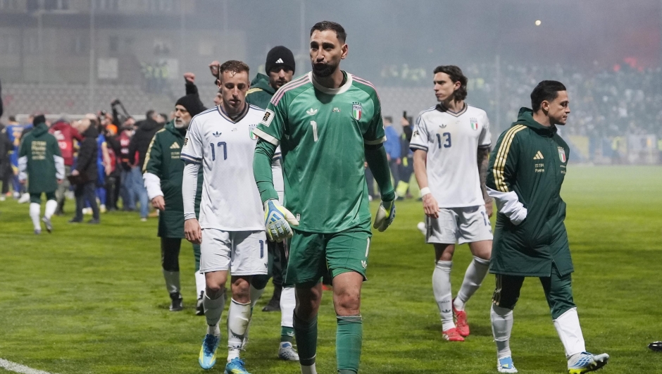 Cibo, viaggi, scommesse: Italia assente ai Mondiali, piangono i tifosi ...