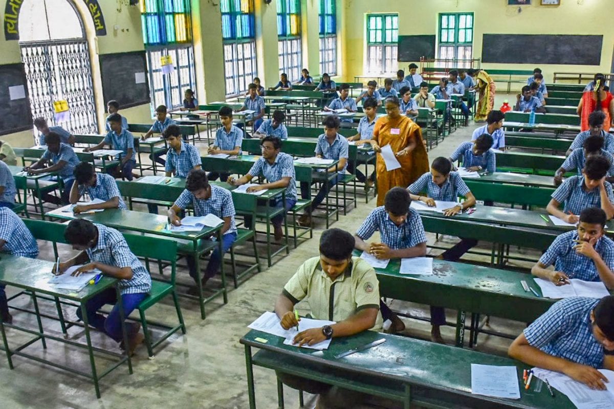 CBSE to announce new syllabus for classes 9-12 today, focus on skill ...