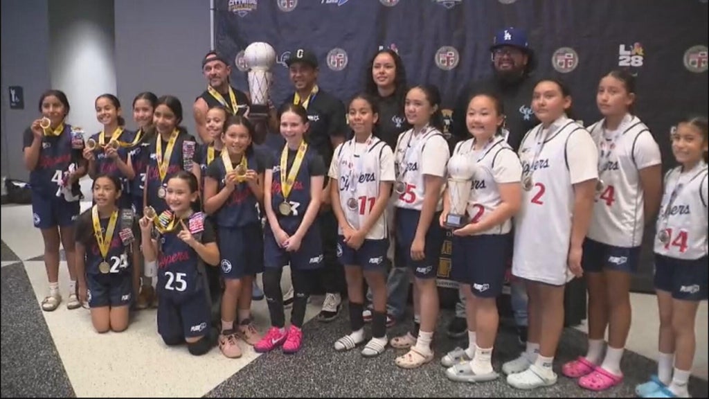 Clippers host LA Recreation and Parks girls basketball finals