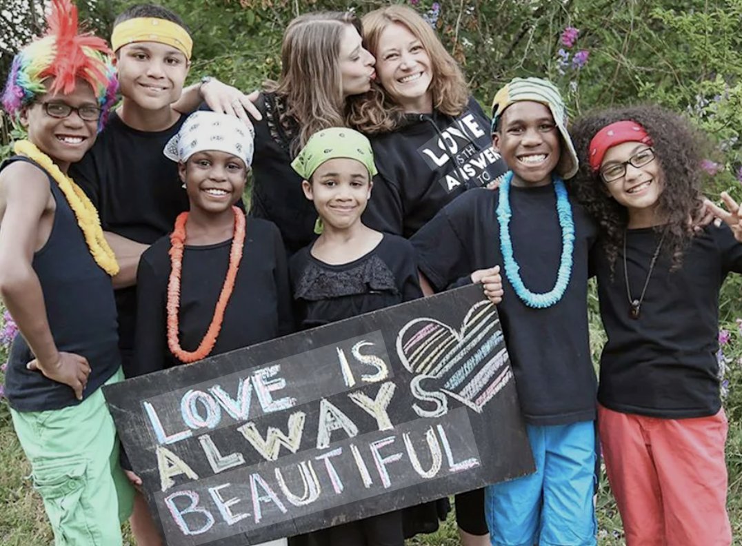 The tragic fate of 6 children and the 2 mothers who betrayed them - The ...