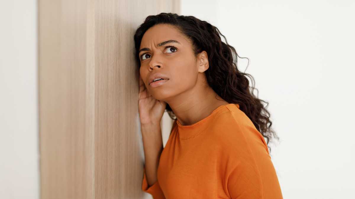 I let my cousin move in — when I saw how she looked at my husband, I ...