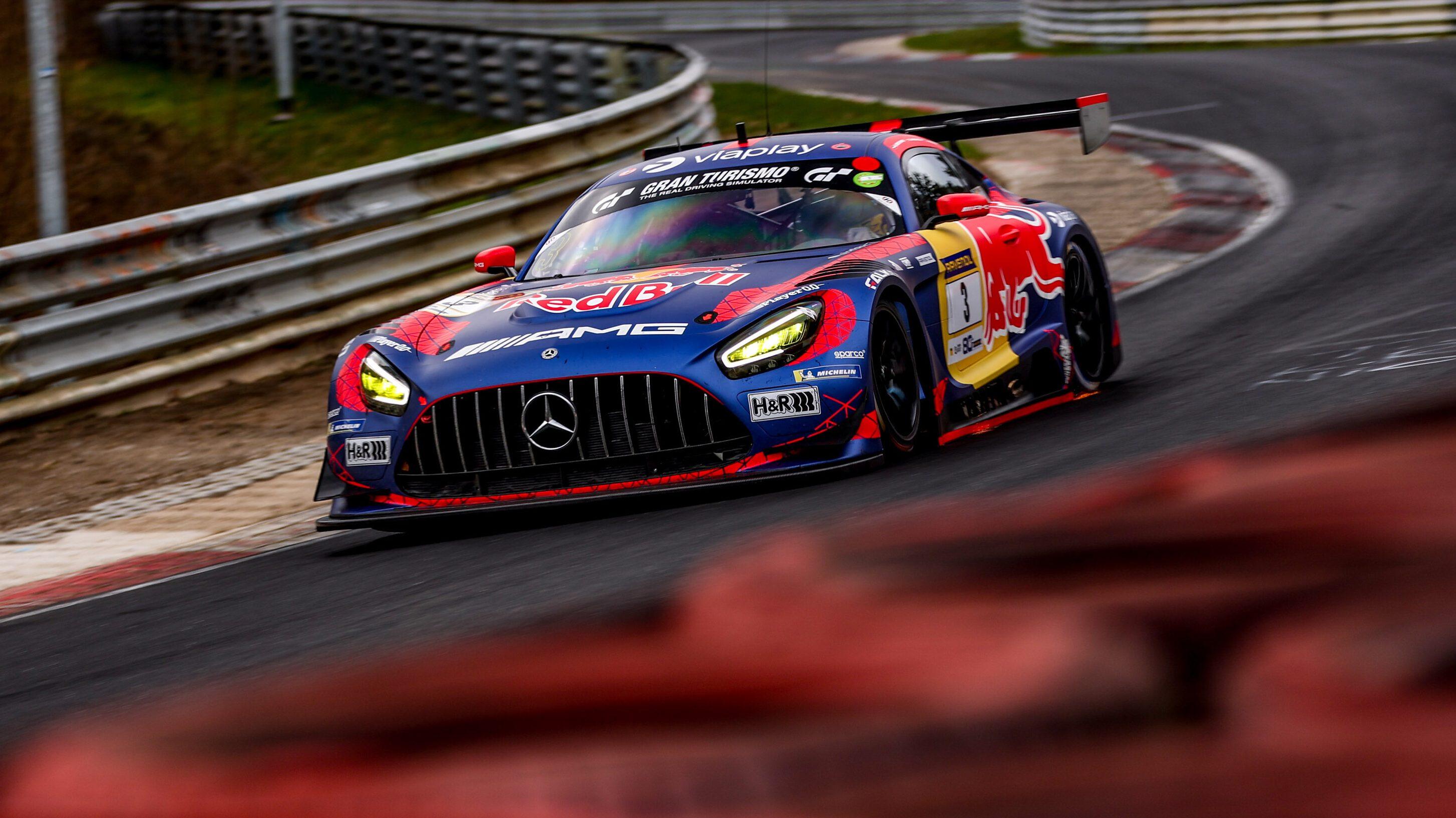 Wie is de nieuwe teamgenoot van Verstappen op de Nordschleife?