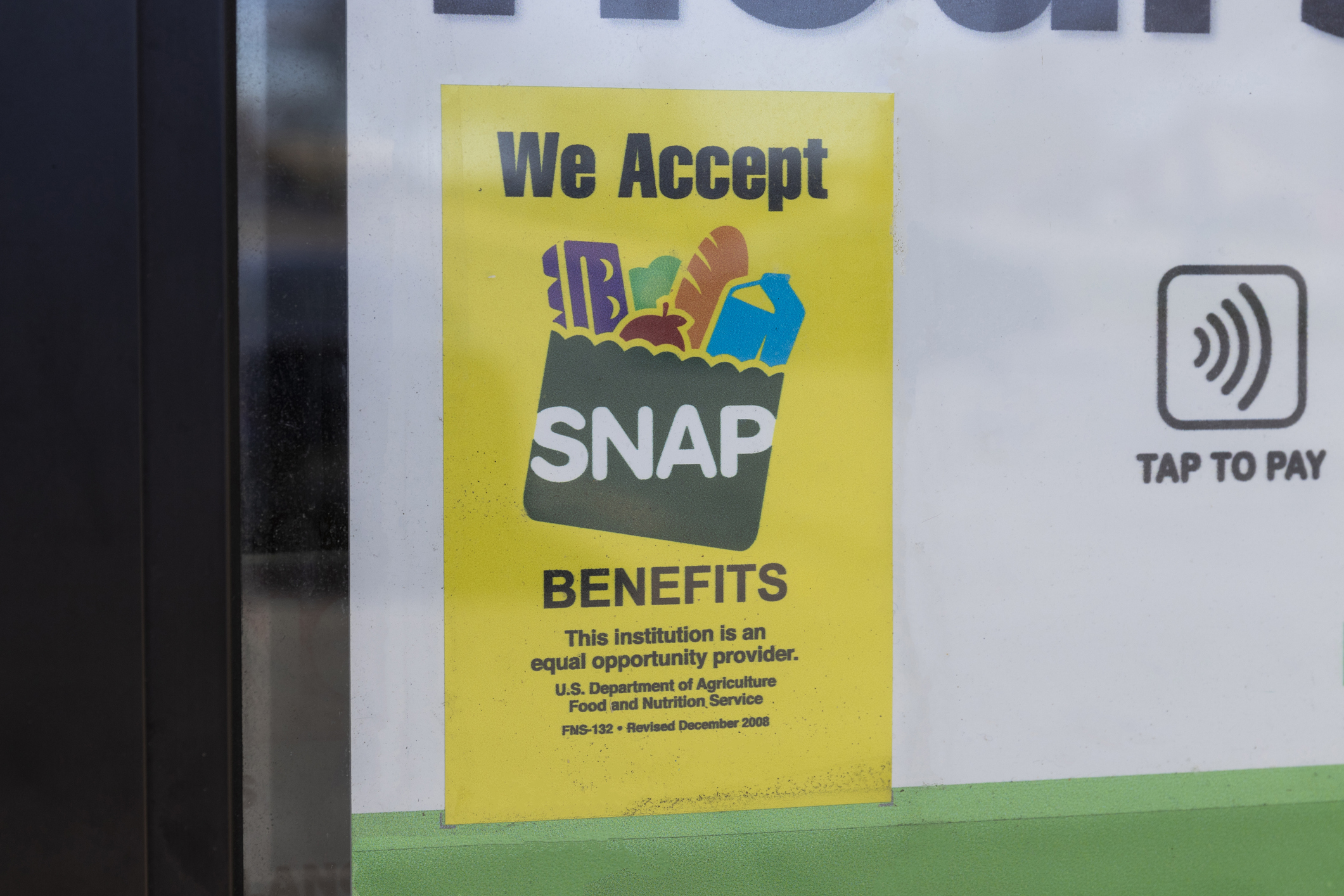 SNAP benefits: Thousands of migrants, refugees lose food stamps this week