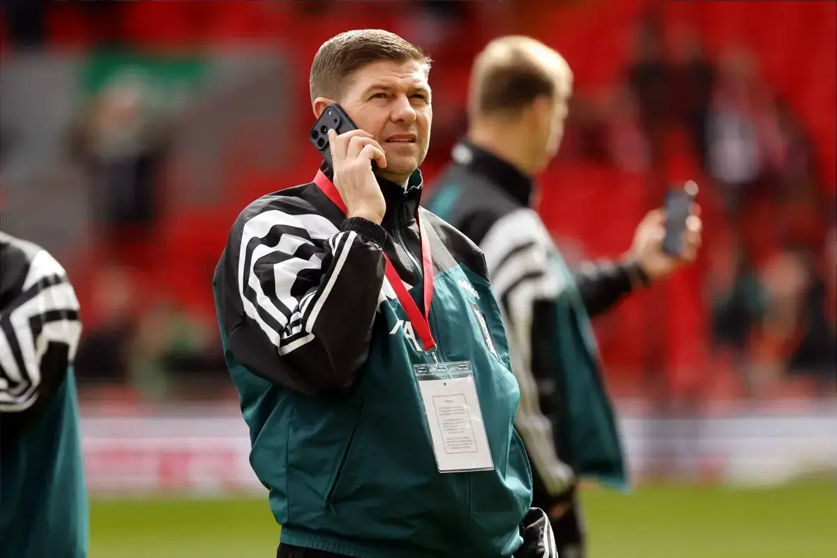 Steven Gerrard could take over from Michael Jackson