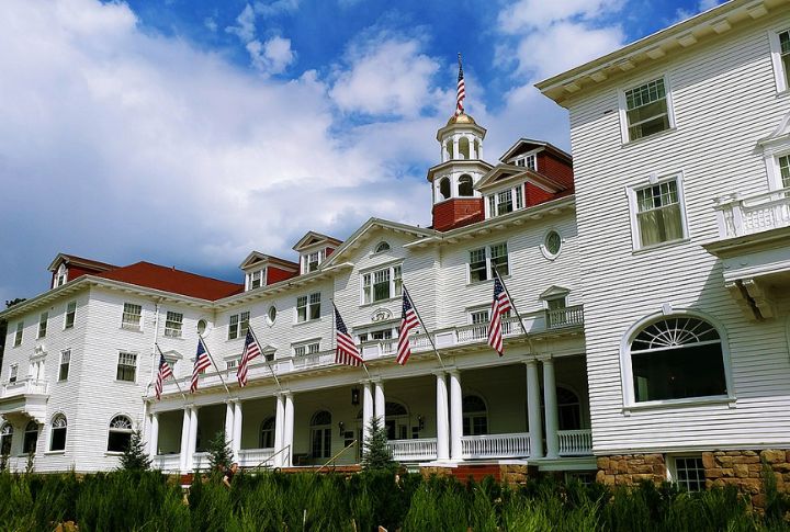 25 haunted hotels where guests report ghostly encounters & paranormal ...