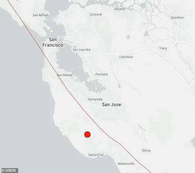 Strong 5.1-magnitude earthquake strikes south of San Francisco
