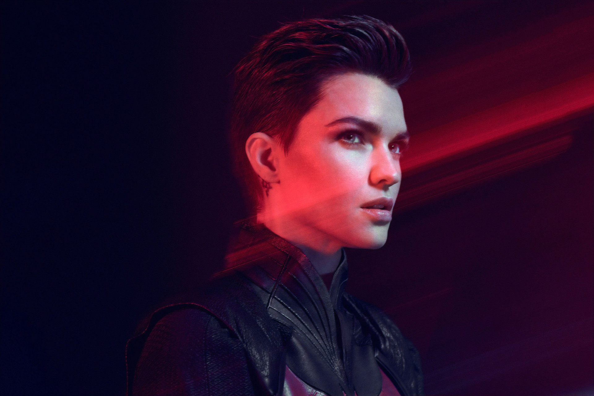 Your favorite LGBTQ+ superheroes and villains on TV