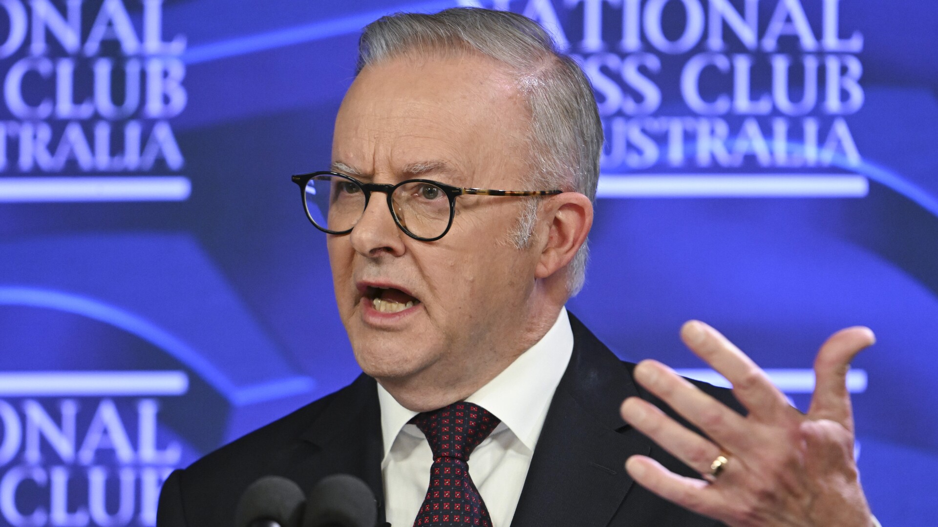 ‘Three minutes and 17 seconds we’ll never get back’: Albanese’s ...